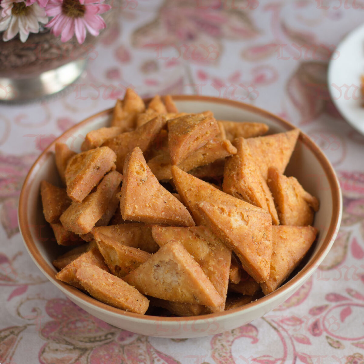 Maida Snacks - LMB's Official Website